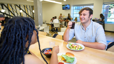 Dining | Division of Student Life | The University of Iowa